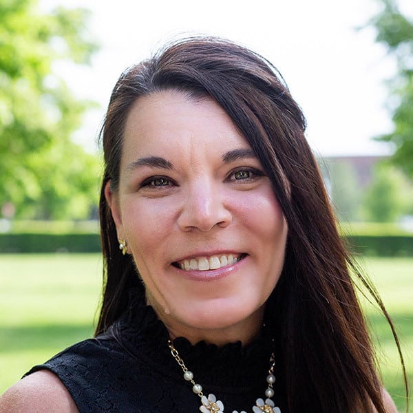 Lori Heisler's Instagram, Twitter & Facebook on IDCrawl